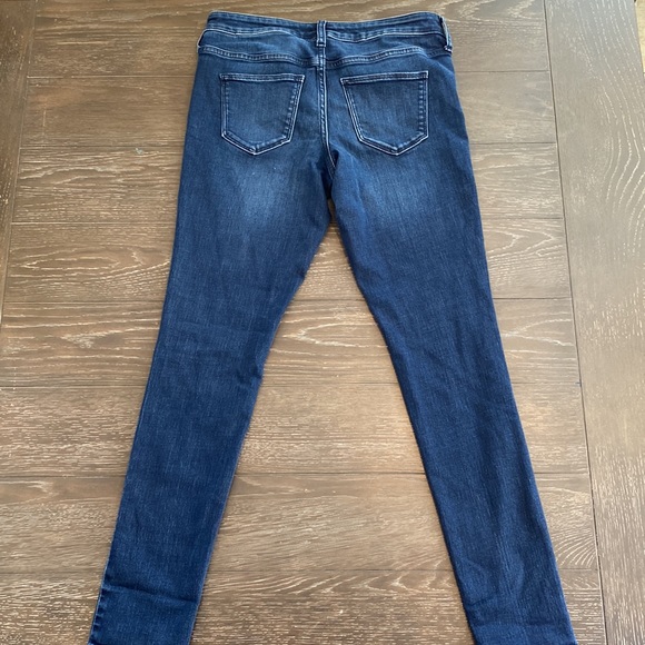 Universal Thread | Jeans | Universal Thread Jeans | Poshmark